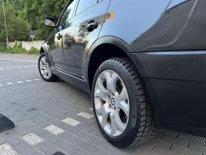 Melns BMW X3 2005 Viļņa, ar dzinēja tilpumu 2.00 L un nobraukumu 400 tūkst. km par 2800 €, foto 24 vietnē AUTOMOTO.COM.LV