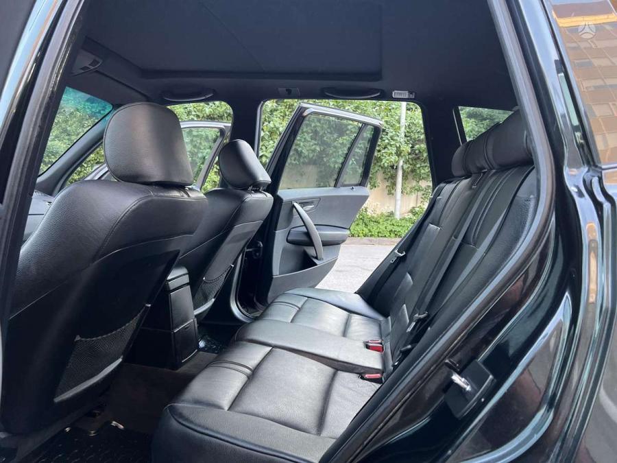Melns BMW X3 2005 Viļņa, ar dzinēja tilpumu 2.00 L un nobraukumu 400 tūkst. km par 2800 €, foto 37 vietnē AUTOMOTO.COM.LV