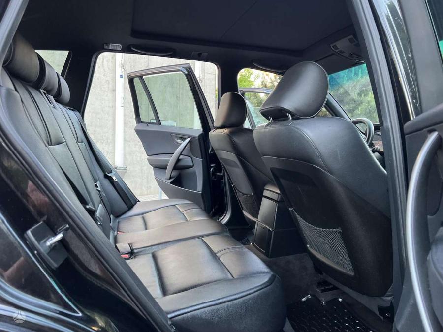 Melns BMW X3 2005 Viļņa, ar dzinēja tilpumu 2.00 L un nobraukumu 400 tūkst. km par 2800 €, foto 40 vietnē AUTOMOTO.COM.LV
