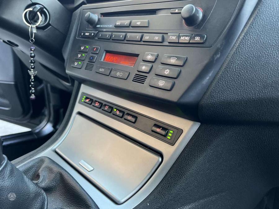 Melns BMW X3 2005 Viļņa, ar dzinēja tilpumu 2.00 L un nobraukumu 400 tūkst. km par 2800 €, foto 44 vietnē AUTOMOTO.COM.LV
