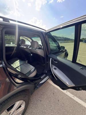 Black BMW X3 2005 in Kaunas, with an engine capacity of 3.00 L and mileage of 374 thousand km for 3300 €, photo 16 on AUTOMOTO.COM.LV