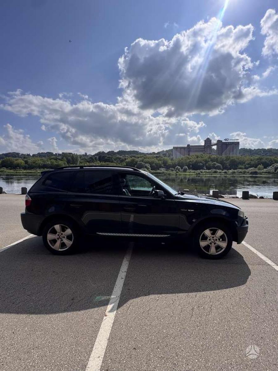 Black BMW X3 2005 in Kaunas, with an engine capacity of 3.00 L and mileage of 374 thousand km for 3300 €, photo 29 on AUTOMOTO.COM.LV
