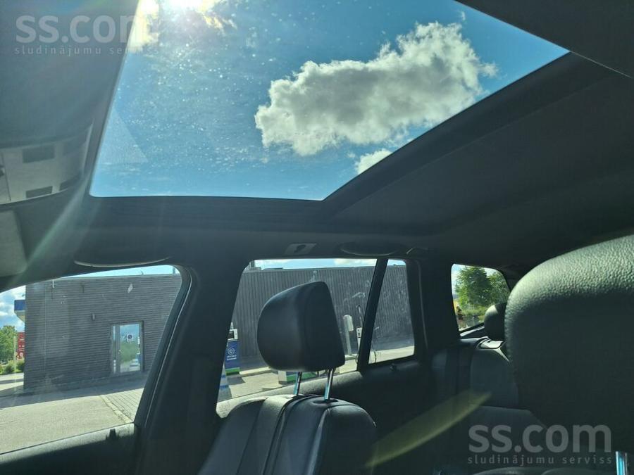Black BMW X3 2005 in Saldus, with an engine capacity of 3.00 L and mileage of 410 thousand km for 3820 €, photo 7 on AUTOMOTO.COM.LV