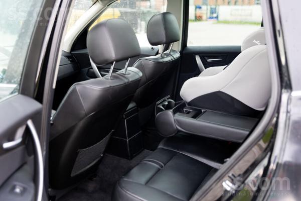 Black BMW X3 2005 in Liepaja, with an engine capacity of 3.00 L and mileage of 423 thousand km for 3200 €, photo 8 on AUTOMOTO.COM.LV
