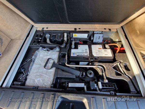 Black BMW X3 2005 in Narva, with an engine capacity of 3.00 L and mileage of 351 thousand km for 4300 €, photo 7 on AUTOMOTO.COM.LV