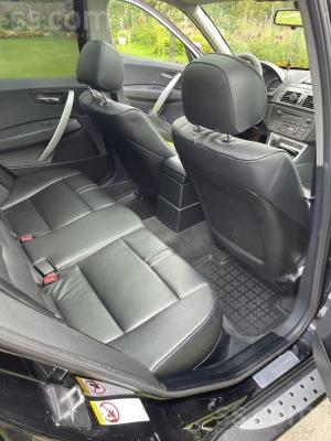 Melns BMW X3 2005 Rīga, ar dzinēja tilpumu 3.00 L un nobraukumu 330 tūkst. km par 5000 €, foto 18 vietnē AUTOMOTO.COM.LV