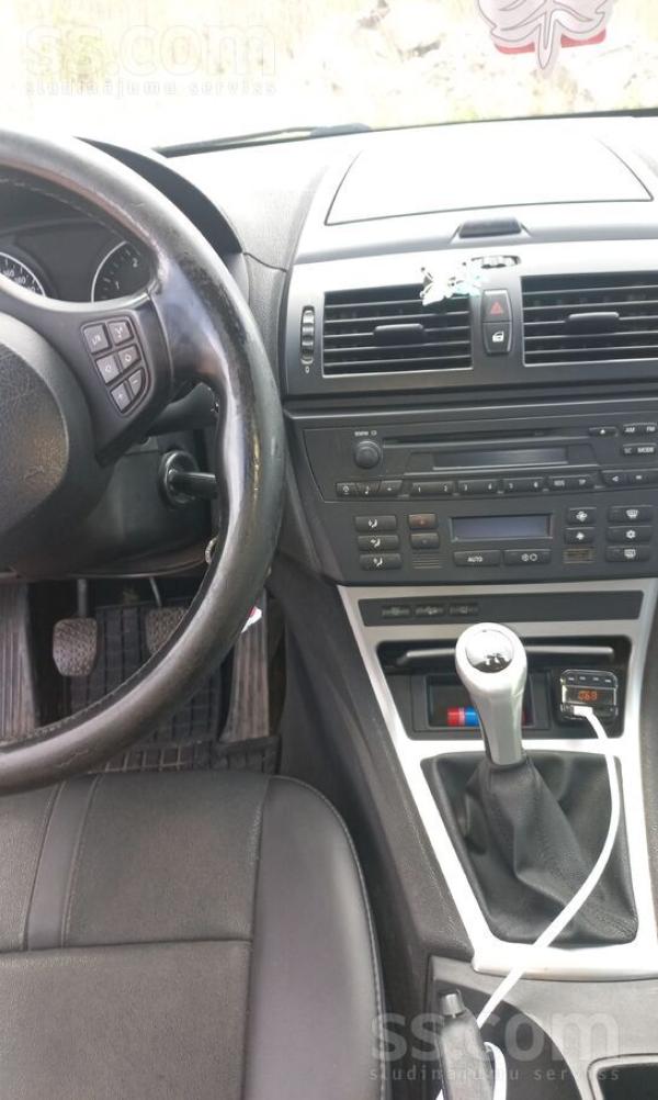 Melns BMW X3 2005 Dobele, ar dzinēja tilpumu 2.00 L un nobraukumu 326 tūkst. km par 3000 €, foto 5 vietnē AUTOMOTO.COM.LV