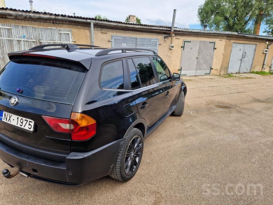 Melns BMW X3 2006 Valmiera, ar dzinēja tilpumu 3.00 L un nobraukumu 418 tūkst. km par 3600 €, foto 4 vietnē AUTOMOTO.COM.LV