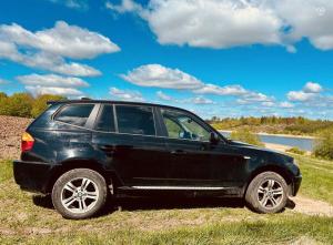 Black BMW X3 2006 in Vilnius, with an engine capacity of 2.99 L and mileage of 402 thousand km for 2999 €, photo 6 on AUTOMOTO.COM.LV