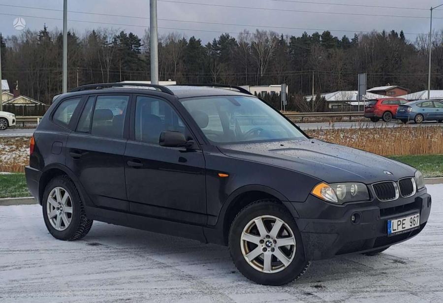 Black BMW X3 2006 in Kaunas, with an engine capacity of 2.00 L and mileage of 339 thousand km for 3300 €, photo 1 on AUTOMOTO.COM.LV