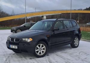 Black BMW X3 2006 in Kaunas, with an engine capacity of 2.00 L and mileage of 339 thousand km for 3300 €, photo 2 on AUTOMOTO.COM.LV