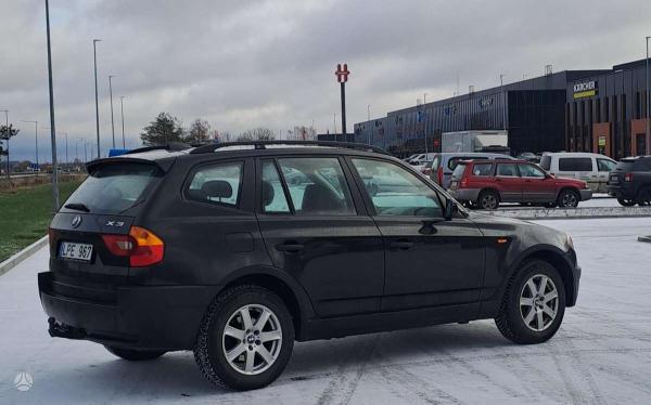 Black BMW X3 2006 in Kaunas, with an engine capacity of 2.00 L and mileage of 339 thousand km for 3300 €, photo 4 on AUTOMOTO.COM.LV