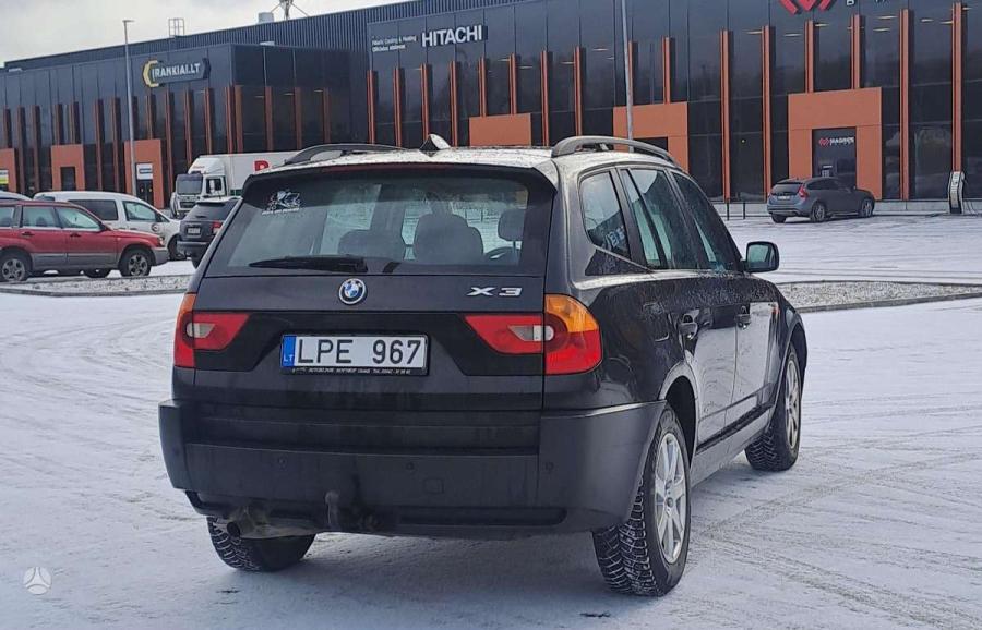 Black BMW X3 2006 in Kaunas, with an engine capacity of 2.00 L and mileage of 339 thousand km for 3300 €, photo 5 on AUTOMOTO.COM.LV