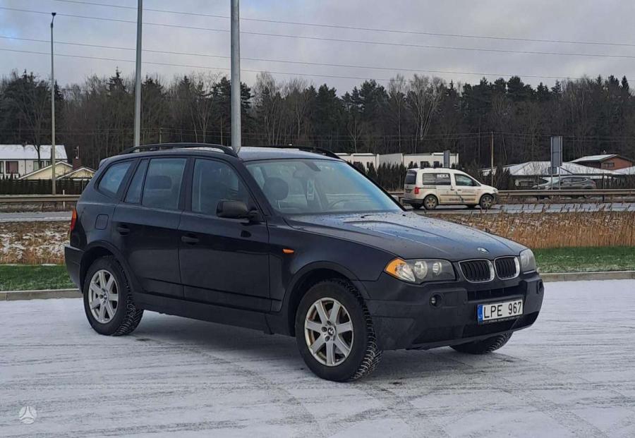 Black BMW X3 2006 in Kaunas, with an engine capacity of 2.00 L and mileage of 339 thousand km for 3300 €, photo 10 on AUTOMOTO.COM.LV