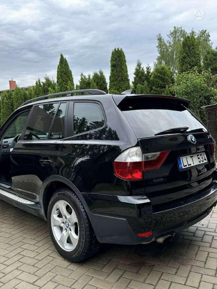 Melns BMW X3 2006 Prienai, ar dzinēja tilpumu 2.00 L un nobraukumu 380 tūkst. km par 3000 €, foto 1 vietnē AUTOMOTO.COM.LV