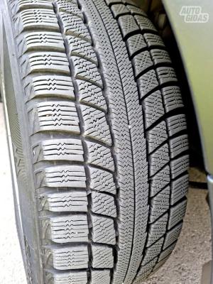 Melns BMW X3 2006 Šauļi, ar dzinēja tilpumu 2.00 L un nobraukumu 263 tūkst. km par 3350 €, foto 18 vietnē AUTOMOTO.COM.LV