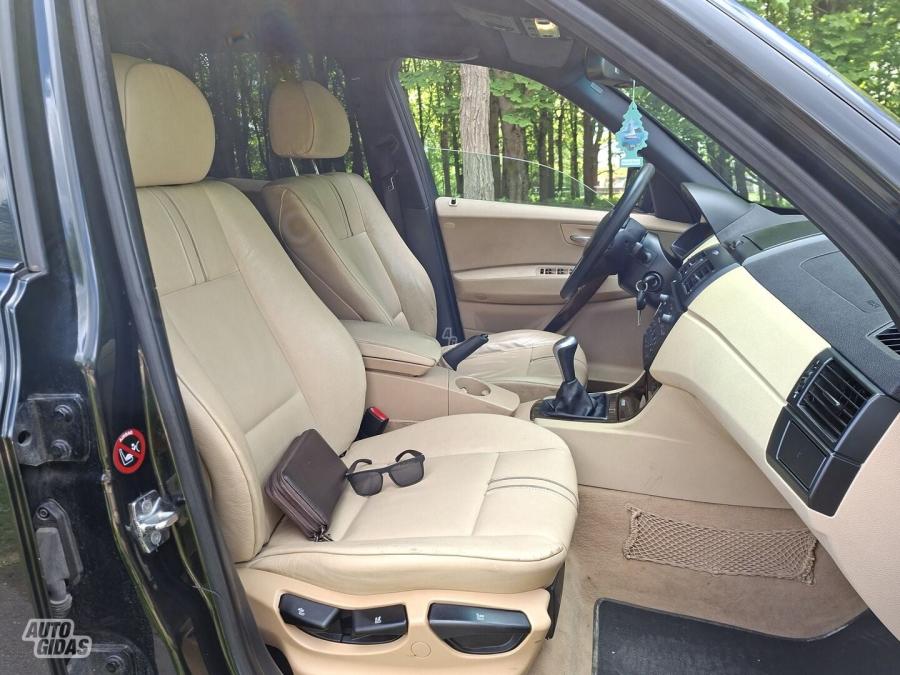 Black BMW X3 2006 in Siauliai, with an engine capacity of 2.00 L and mileage of 260 thousand km for 3350 €, photo 13 on AUTOMOTO.COM.LV