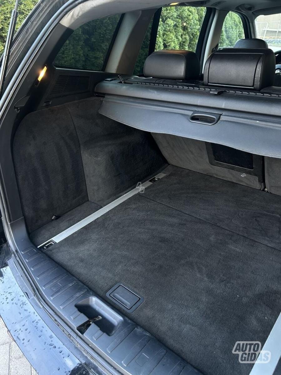 Black BMW X3 2006 in Marijampole, with an engine capacity of 3.00 L and mileage of 298 thousand km for 3800 €, photo 10 on AUTOMOTO.COM.LV
