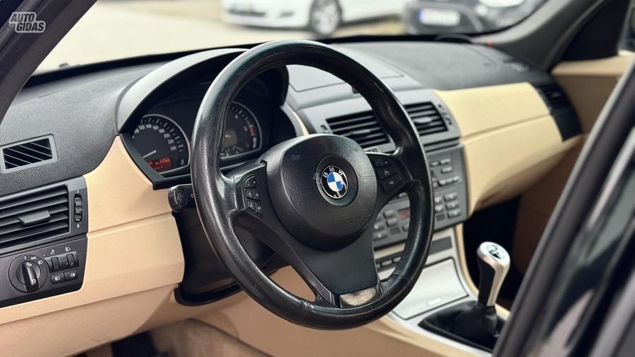 Melns BMW X3 2006 Radviliškis, ar dzinēja tilpumu 2.00 L un nobraukumu 400 tūkst. km par 3150 €, foto 16 vietnē AUTOMOTO.COM.LV