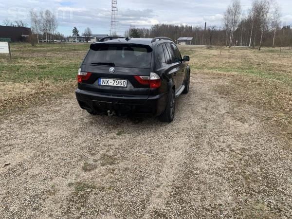 Черный БМВ Х3 2006 в Валмиера, объемом двигателя 3.00 л и пробегом 332 тыс. км за 4200 €, фото 2 на AUTOMOTO.COM.LV