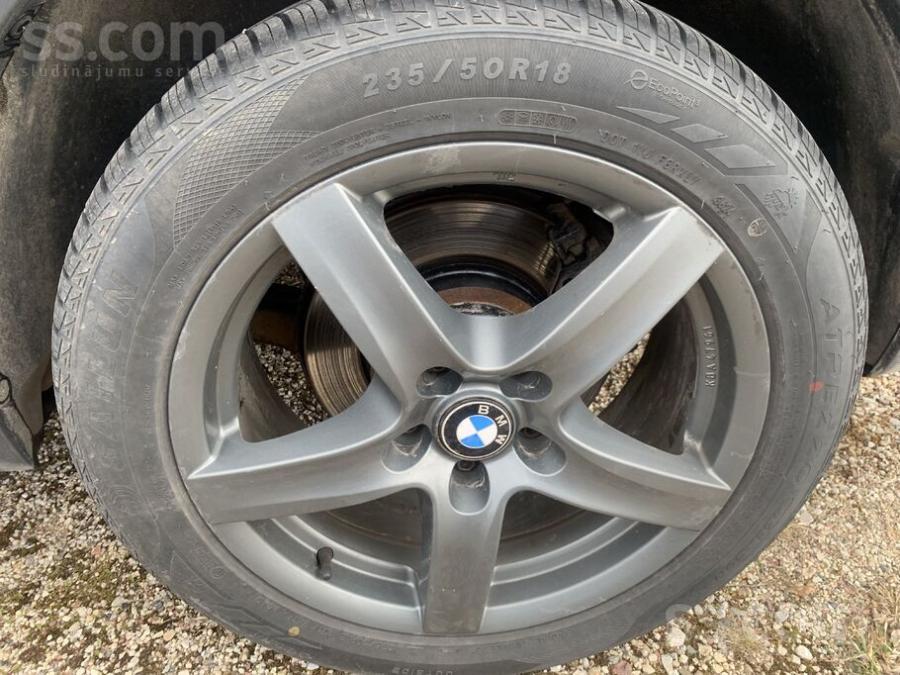 Black BMW X3 2006 in Valmiera, with an engine capacity of 3.00 L and mileage of 332 thousand km for 4200 €, photo 10 on AUTOMOTO.COM.LV