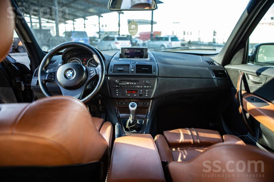 Black BMW X3 2006 in Riga, with an engine capacity of 2.00 L and mileage of 293 thousand km for 4150 €, photo 6 on AUTOMOTO.COM.LV
