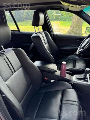 Melns BMW X3 2006 Rīga, ar dzinēja tilpumu 3.00 L un nobraukumu 330 tūkst. km par 4000 €, foto 9 vietnē AUTOMOTO.COM.LV