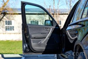 Melns BMW X3 2006 Rīga, ar dzinēja tilpumu 3.00 L un nobraukumu 36 tūkst. km par 3190 €, foto 8 vietnē AUTOMOTO.COM.LV