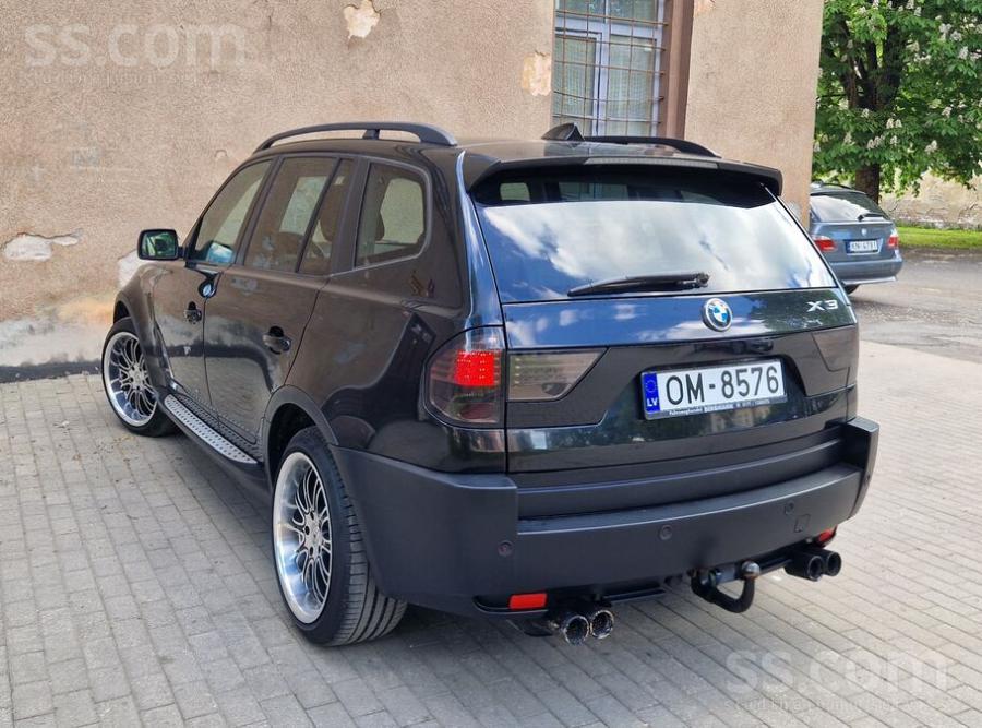 Black BMW X3 2006 in Jelgava, with an engine capacity of 2.00 L and mileage of 279 thousand km for 4700 €, photo 5 on AUTOMOTO.COM.LV