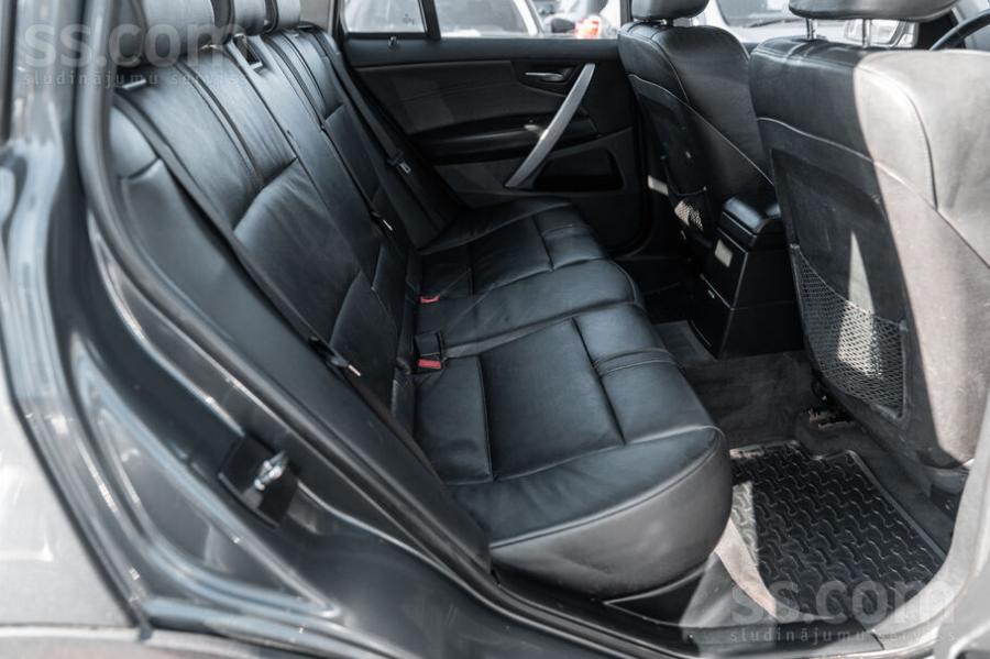Melns BMW X3 2006 Rīga, ar dzinēja tilpumu 3.00 L un nobraukumu 344 tūkst. km par 4600 €, foto 18 vietnē AUTOMOTO.COM.LV