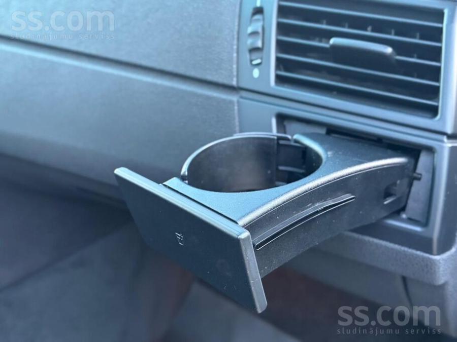 Melns BMW X3 2006 Kuldīga, ar dzinēja tilpumu 3.00 L un nobraukumu 308 tūkst. km par 5490 €, foto 24 vietnē AUTOMOTO.COM.LV
