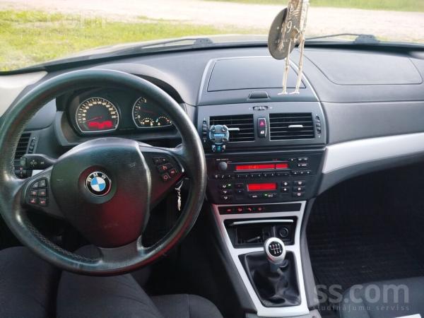 Black BMW X3 2006 in Rezekne, with an engine capacity of 2.00 L and mileage of 284 thousand km for 3500 €, photo 5 on AUTOMOTO.COM.LV