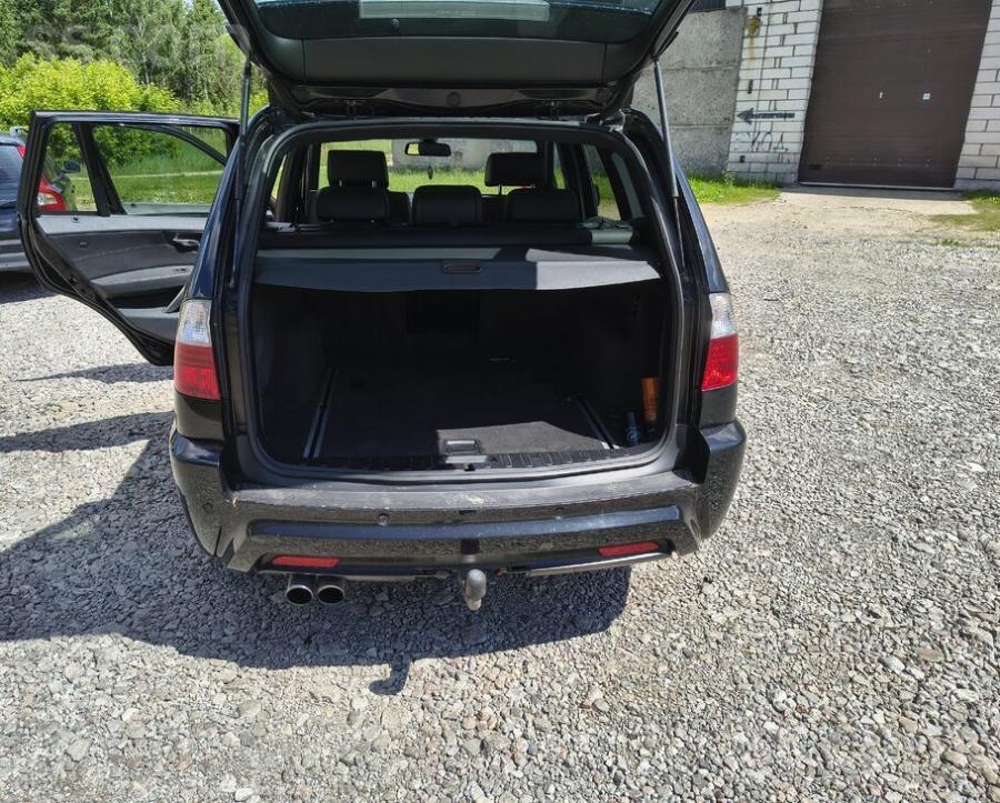 Melns BMW X3 2006 Daugavpils, ar dzinēja tilpumu 3.00 L un nobraukumu 290 tūkst. km par 5990 €, foto 1 vietnē AUTOMOTO.COM.LV