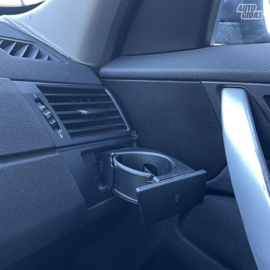Melns BMW X3 2006 Šauļi, ar dzinēja tilpumu 3.00 L un nobraukumu 310 tūkst. km par 3500 €, foto 21 vietnē AUTOMOTO.COM.LV