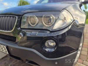 Black BMW X3 2006 in Riga, with an engine capacity of 2.00 L and mileage of 242 thousand km for 5100 €, photo 5 on AUTOMOTO.COM.LV