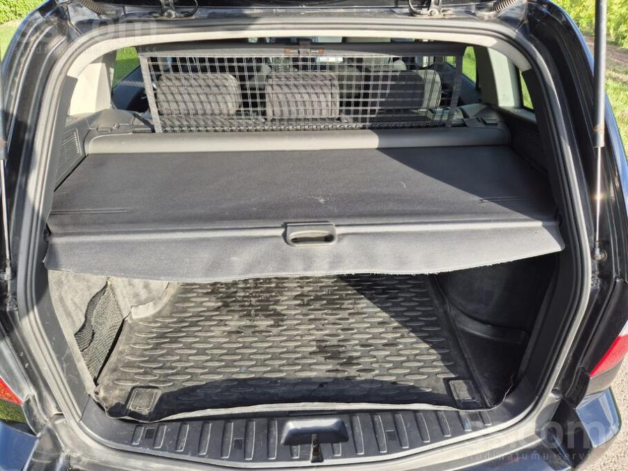 Black BMW X3 2006 in Riga, with an engine capacity of 2.00 L and mileage of 242 thousand km for 5100 €, photo 10 on AUTOMOTO.COM.LV