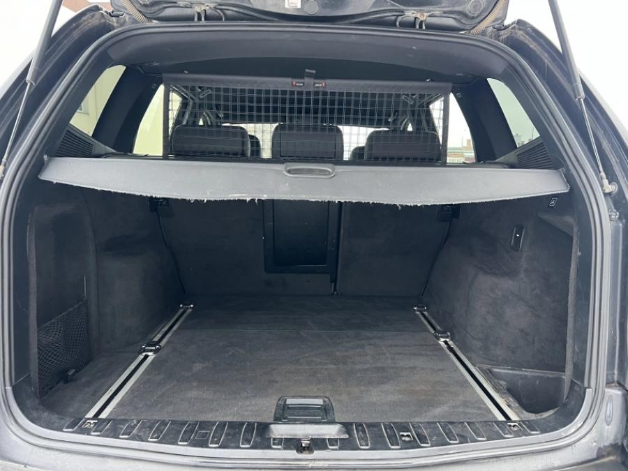 Black BMW X3 2006 in Riga, with an engine capacity of 2.00 L and mileage of 396 thousand km for 4800 €, photo 5 on AUTOMOTO.COM.LV