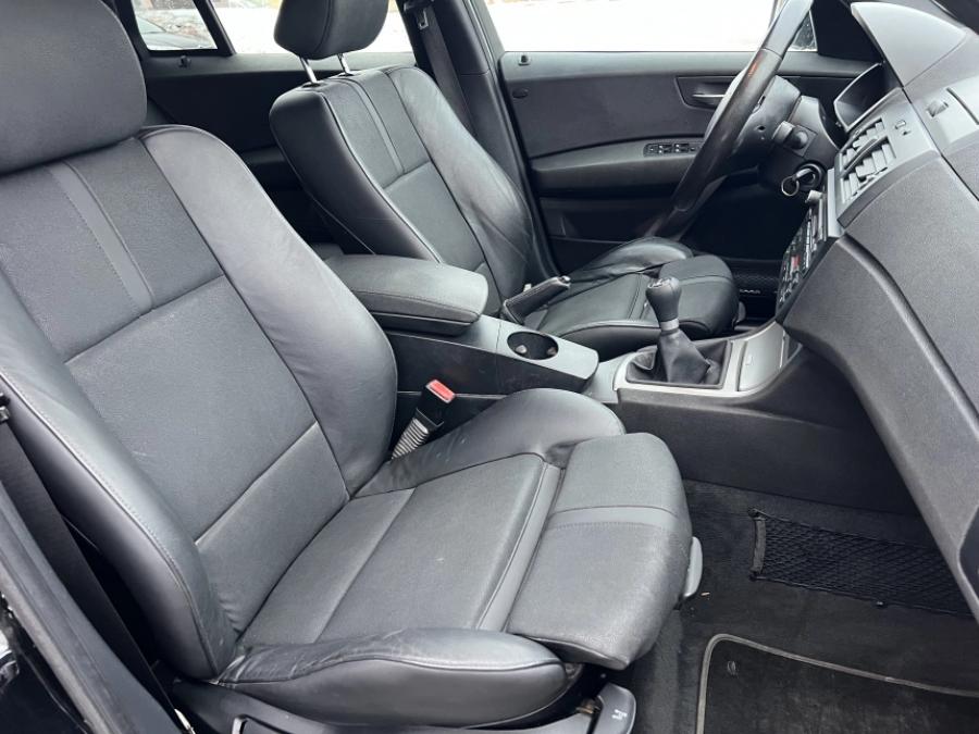 Black BMW X3 2006 in Riga, with an engine capacity of 2.00 L and mileage of 396 thousand km for 4800 €, photo 8 on AUTOMOTO.COM.LV
