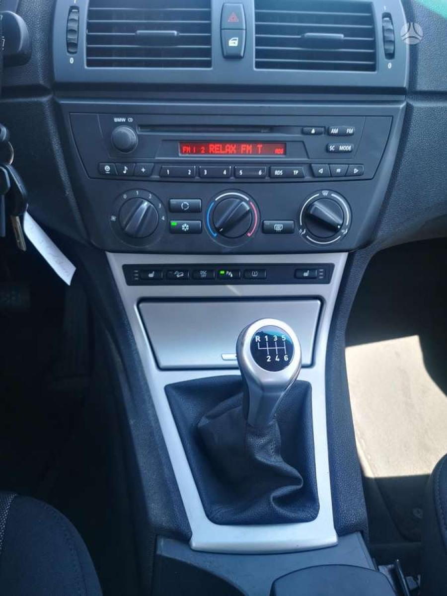 Melns BMW X3 2006 Radviliškis, ar dzinēja tilpumu 2.00 L un nobraukumu 188 tūkst. km par 3950 €, foto 8 vietnē AUTOMOTO.COM.LV
