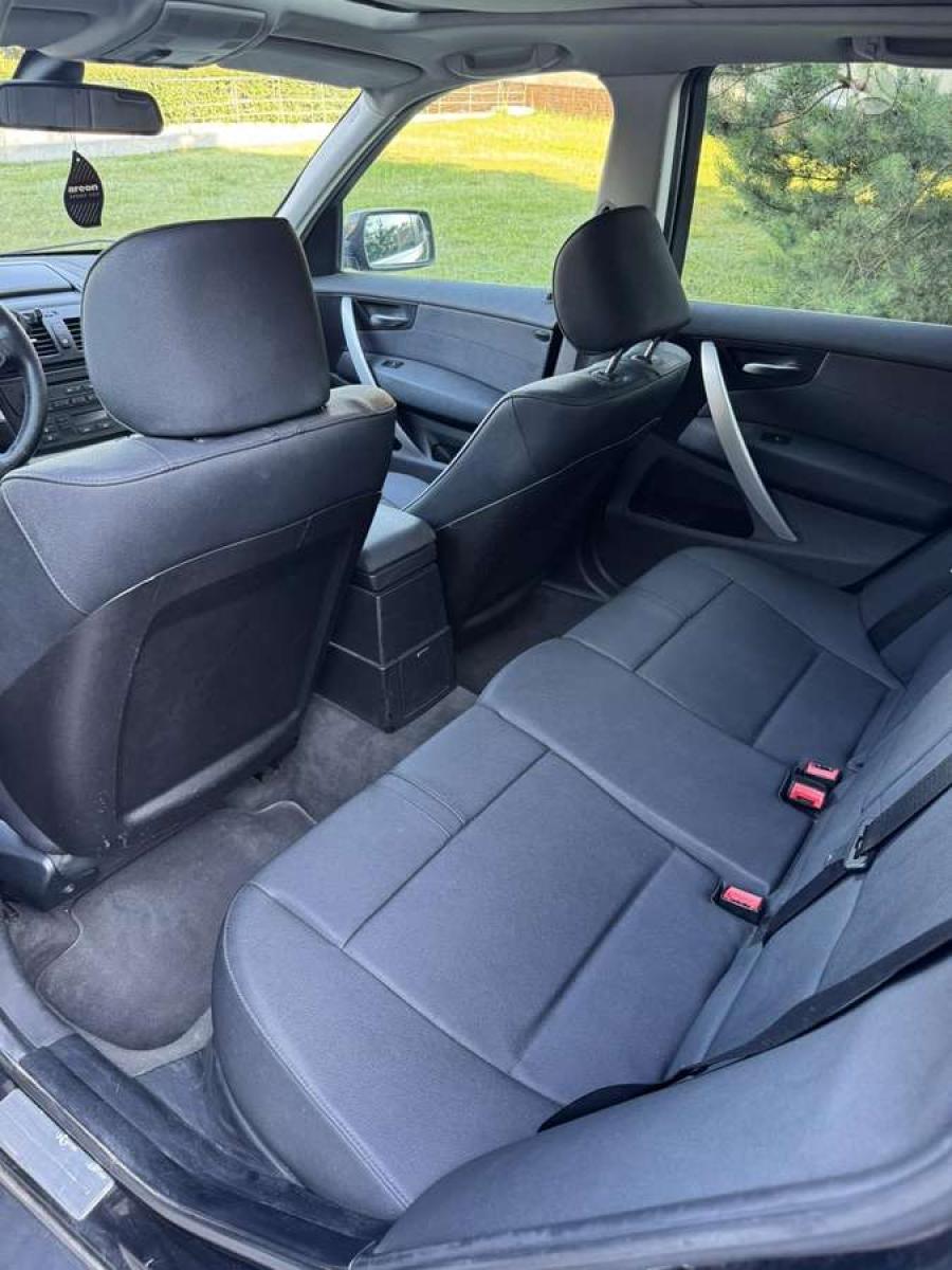 Black BMW X3 2006 in Kaunas, with an engine capacity of 2.99 L and mileage of 364 thousand km for 3800 €, photo 9 on AUTOMOTO.COM.LV