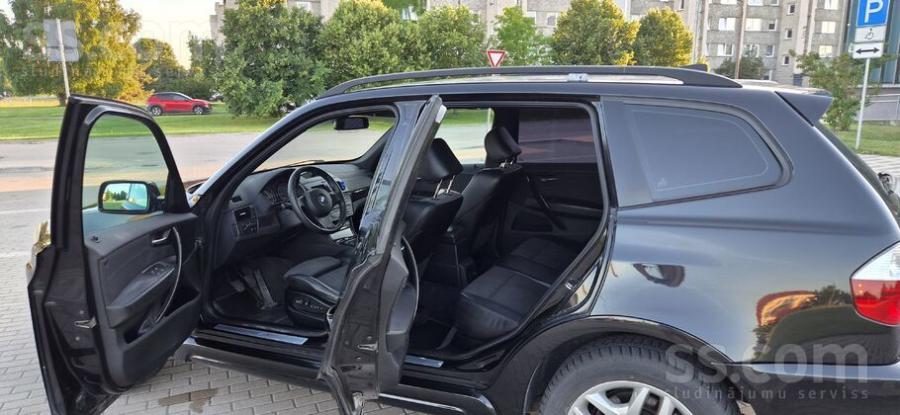 Black BMW X3 2006 in Jekabpils, with an engine capacity of 3.00 L and mileage of 356 thousand km for 5950 €, photo 7 on AUTOMOTO.COM.LV