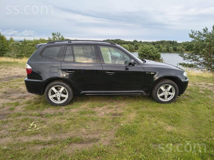Black BMW X3 2006 in Daugavpils, with an engine capacity of 3.00 L and mileage of 290 thousand km for 5800 €, photo 4 on AUTOMOTO.COM.LV