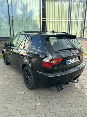 Black BMW X3 2006 in Balvi, with an engine capacity of 3.00 L and mileage of 300 thousand km for 4499 €, photo 5 on AUTOMOTO.COM.LV