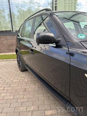 Black BMW X3 2006 in Balvi, with an engine capacity of 3.00 L and mileage of 300 thousand km for 4499 €, photo 7 on AUTOMOTO.COM.LV