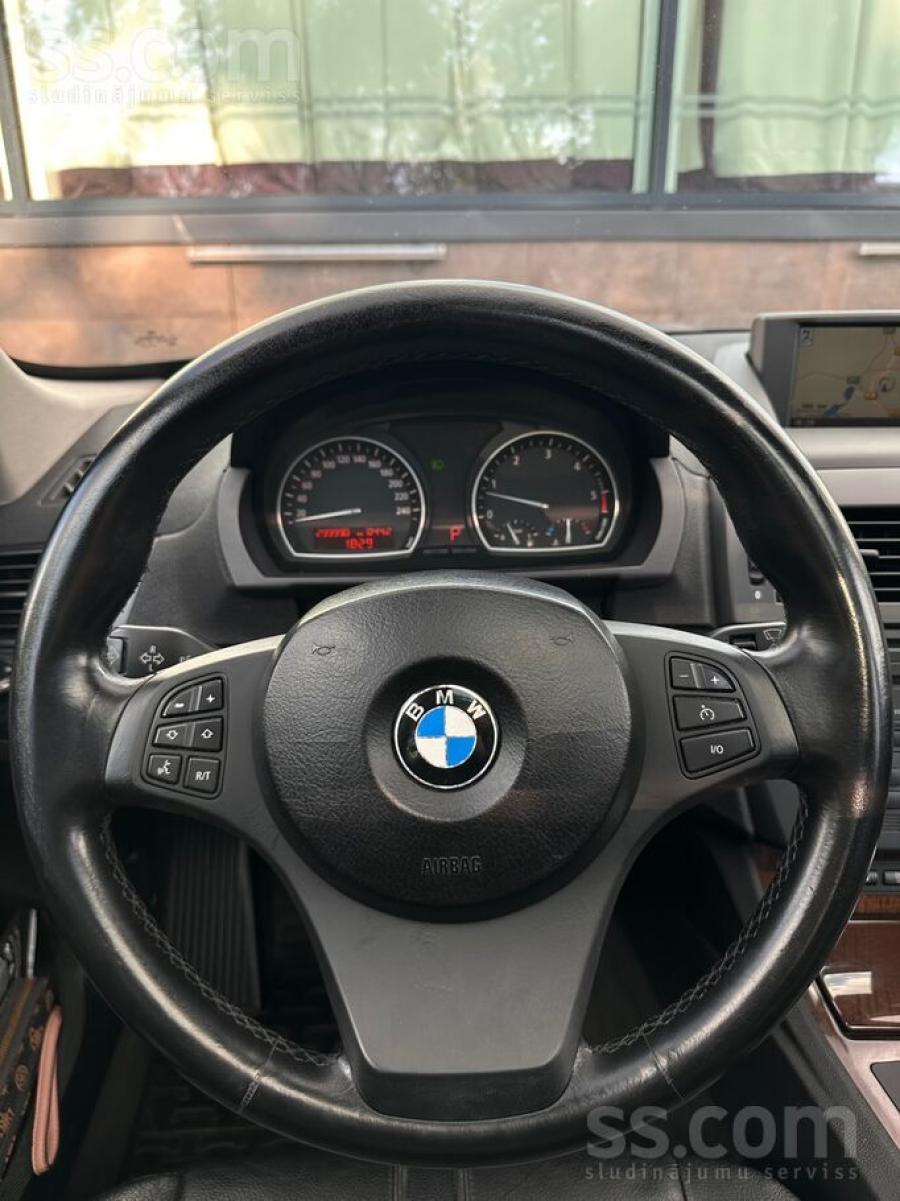 Black BMW X3 2006 in Balvi, with an engine capacity of 3.00 L and mileage of 300 thousand km for 4499 €, photo 9 on AUTOMOTO.COM.LV