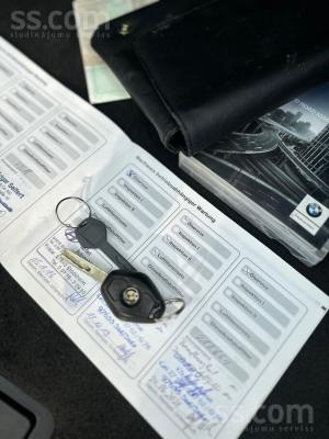 Black BMW X3 2006 in Balvi, with an engine capacity of 3.00 L and mileage of 300 thousand km for 4499 €, photo 22 on AUTOMOTO.COM.LV