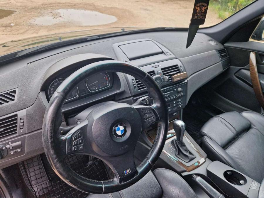 Melns BMW X3 2006 Viļņa, ar dzinēja tilpumu 2.99 L un nobraukumu 338 tūkst. km par 4000 €, foto 7 vietnē AUTOMOTO.COM.LV