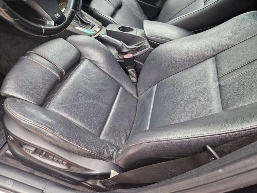 Melns BMW X3 2006 Viļņa, ar dzinēja tilpumu 2.99 L un nobraukumu 338 tūkst. km par 4000 €, foto 9 vietnē AUTOMOTO.COM.LV