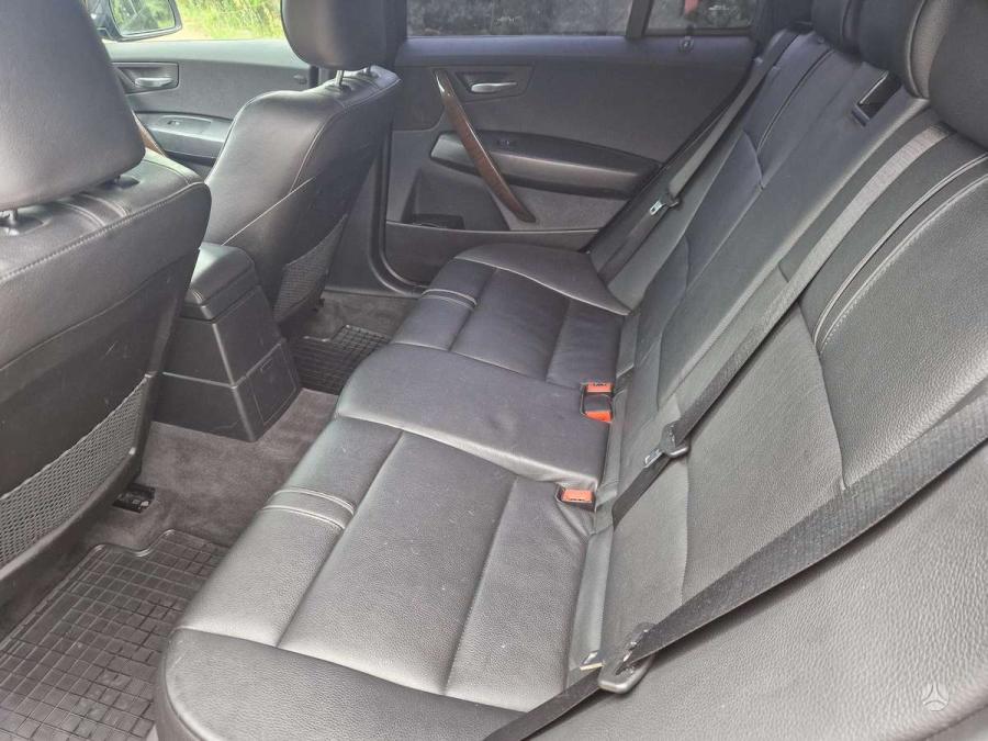 Melns BMW X3 2006 Viļņa, ar dzinēja tilpumu 2.99 L un nobraukumu 338 tūkst. km par 4000 €, foto 11 vietnē AUTOMOTO.COM.LV