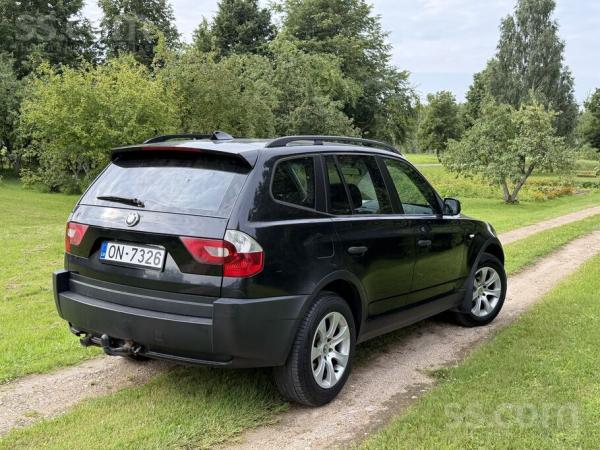 Black BMW X3 2006 in Aizkraukle, with an engine capacity of 2.00 L and mileage of 420 thousand km for 4750 €, photo 2 on AUTOMOTO.COM.LV